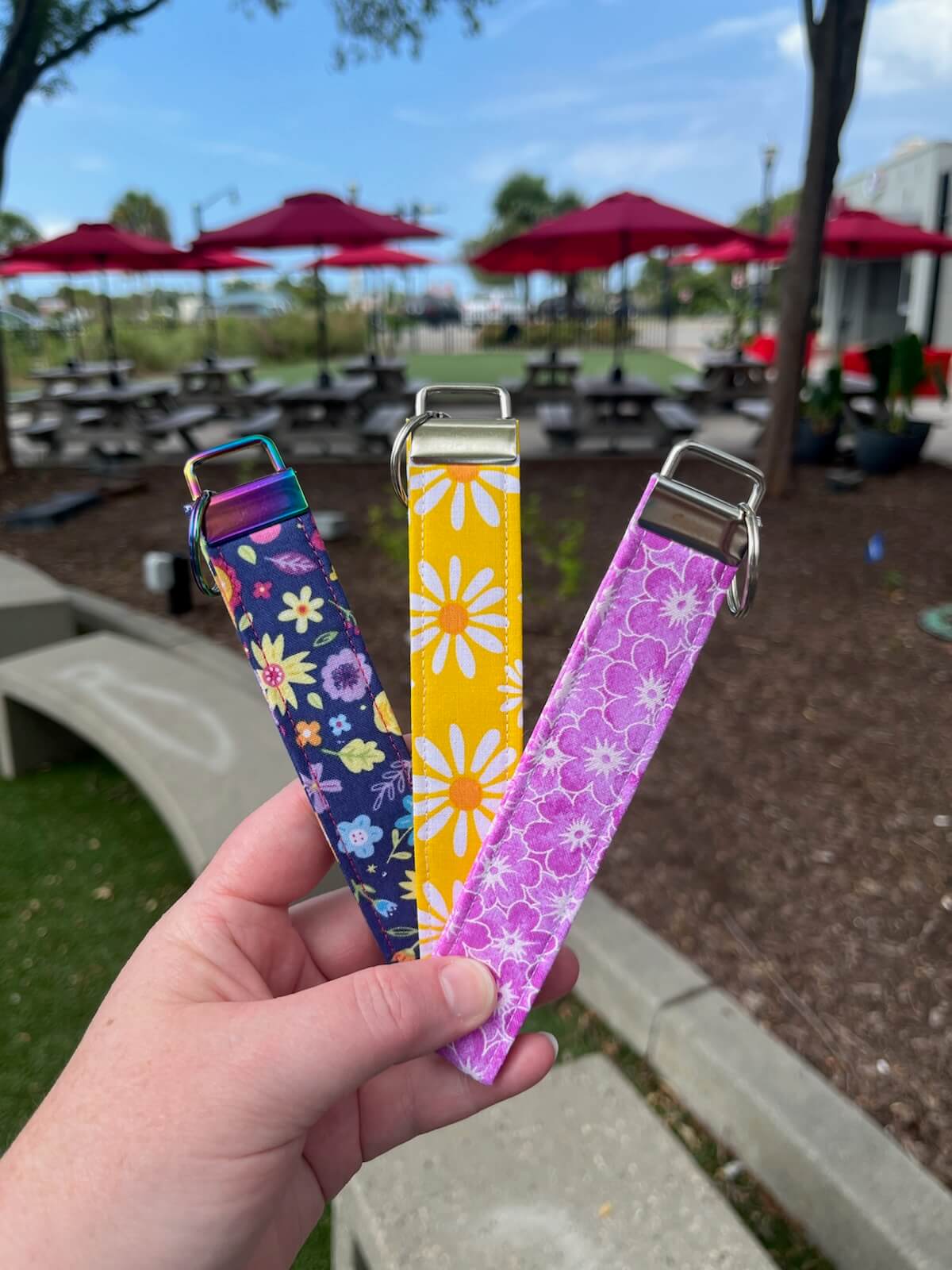 Handmade Wristlet Keychains | Homemade Happiness